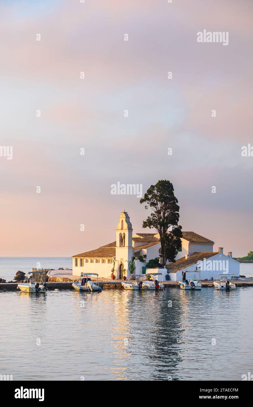 Greece, Ionian Islands, Corfu island, Corfu City (or Kerkyra), Kanoni ...