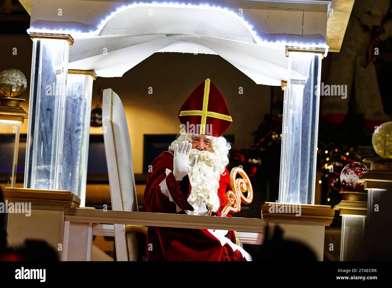 France, Meurthe et Moselle, Nancy, the Saint-Nicolas parade, strolling ...