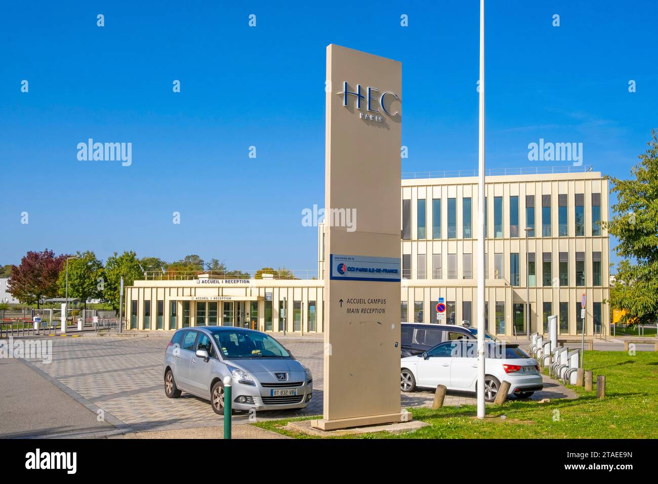 France, Yvelines, Jouy en Josas, the university campus of HEC (Paris ...
