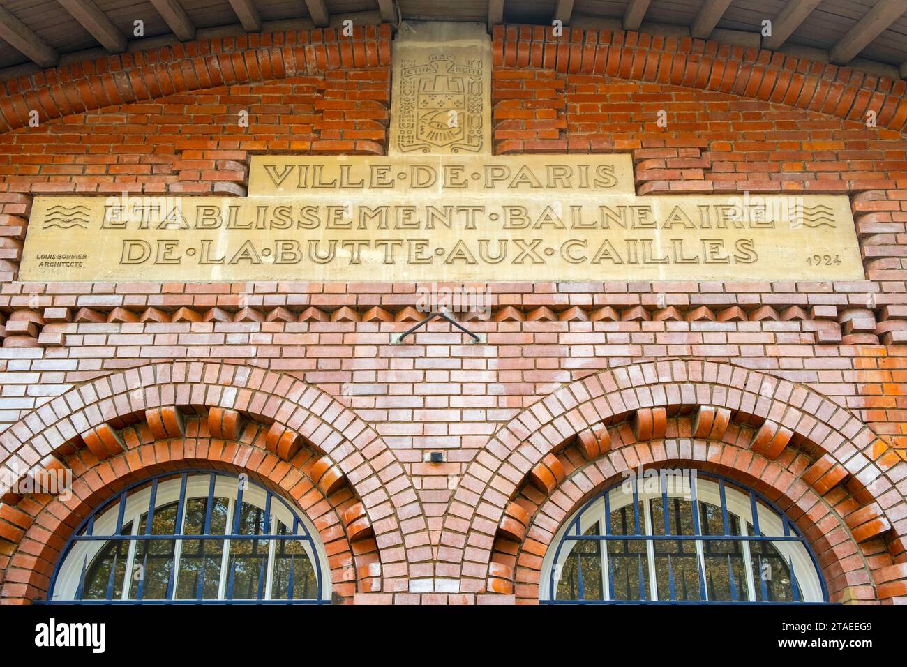 Butte aux cailles pool paris hi-res stock photography and images - Alamy