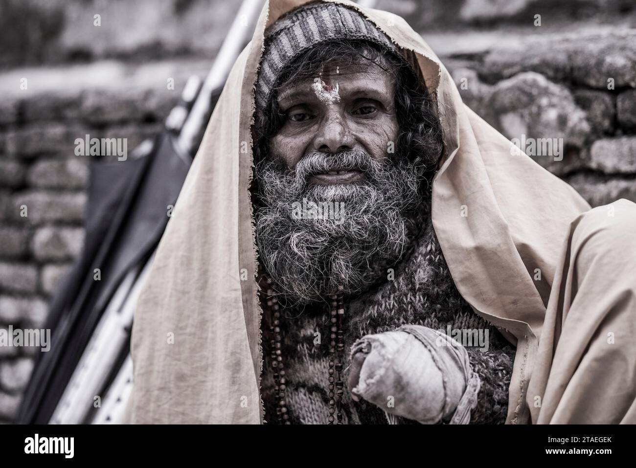 Nepal sadhu meditating hi-res stock photography and images - Alamy