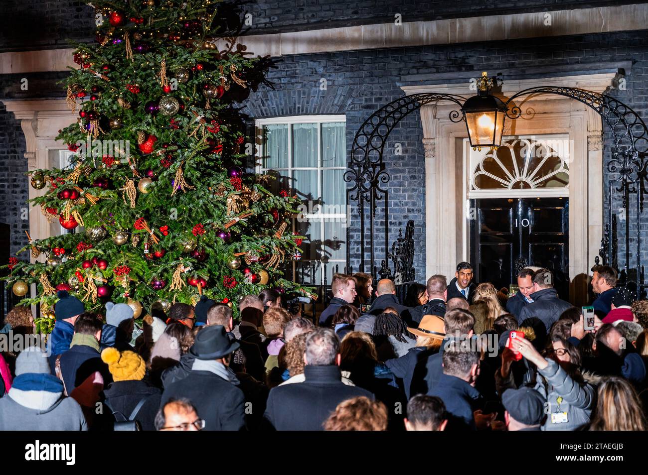 London, UK. 30th Nov, 2023. The Prime Minister, Rishi Sunak switches on ...