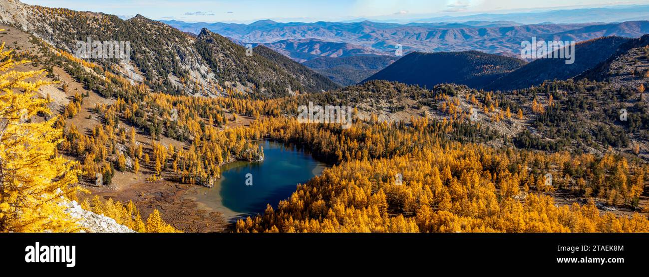 Surrounding slopes cascade hi-res stock photography and images - Alamy