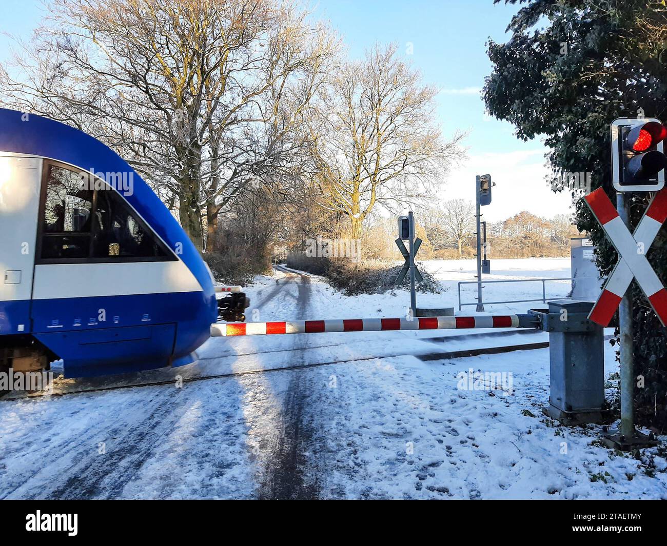 Zuggausfall hi-res stock photography and images - Alamy