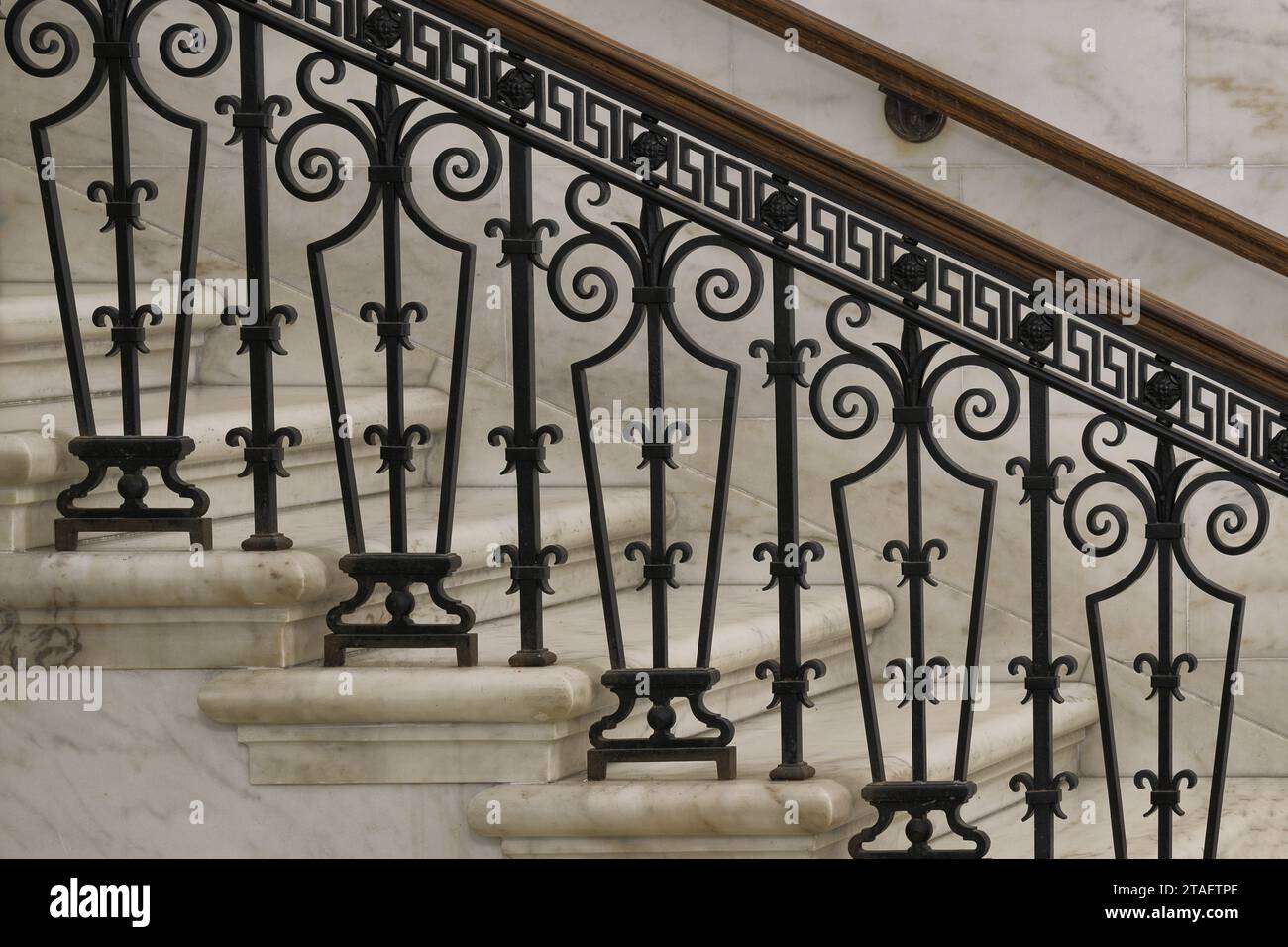 Staircase railing details in the West Wing of the West Virginia State ...