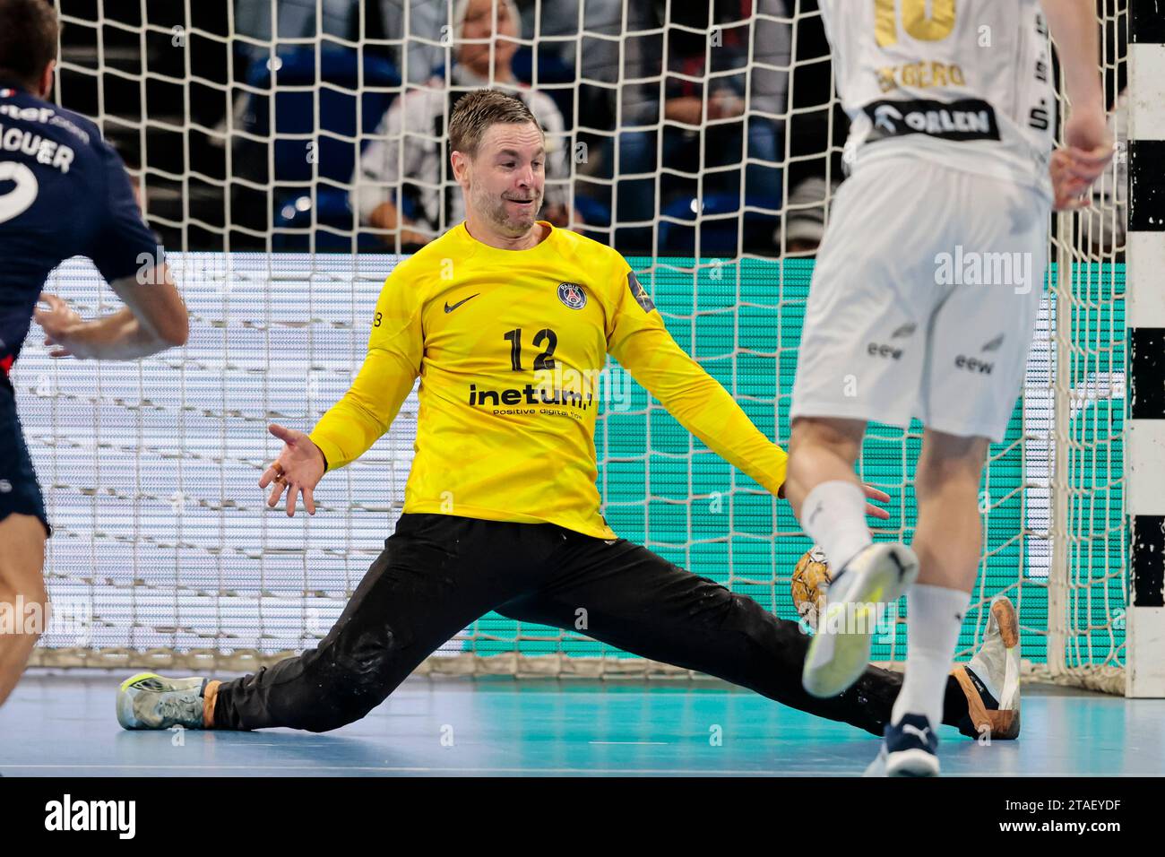 Kiel, Germany. 30th Nov, 2023. Handball: Champions League, THW Kiel ...