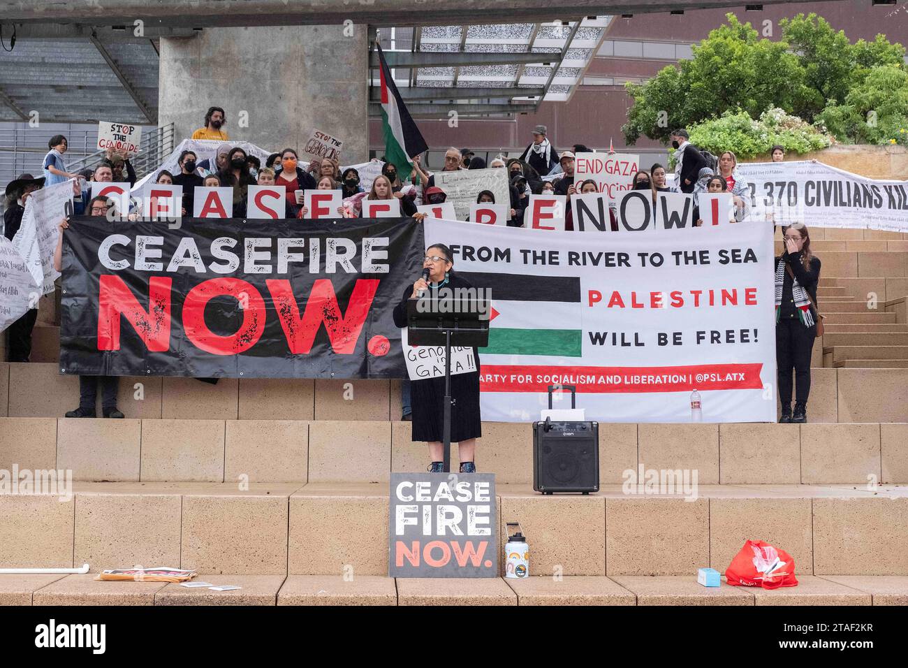 Palestine. 30th Nov, 2023. Susana Almanza speaking at the Party of ...