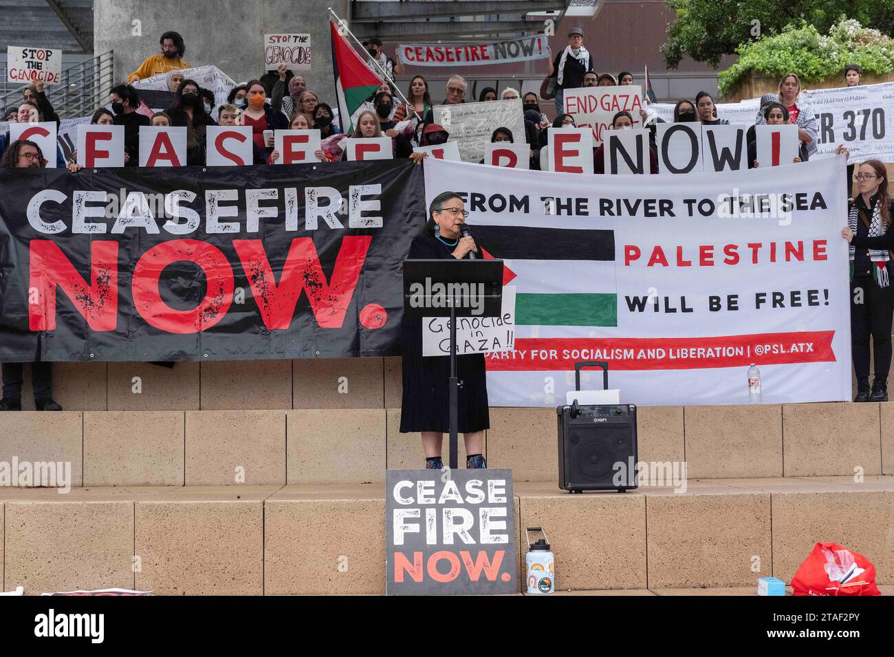Palestine. 30th Nov, 2023. Susana Almanza speaking at the Party of ...