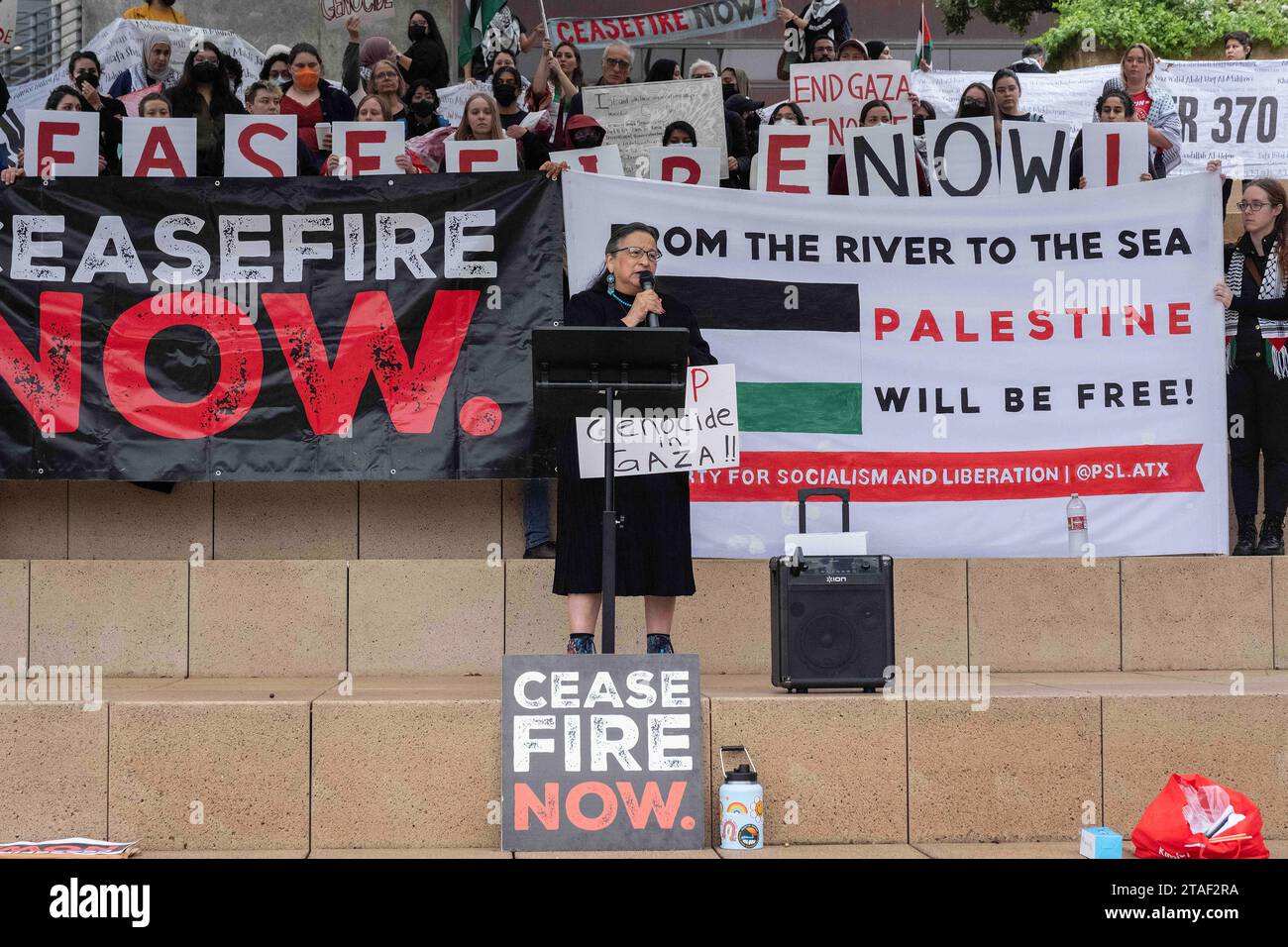 Palestine. 30th Nov, 2023. Susana Almanza speaking at the Party of ...