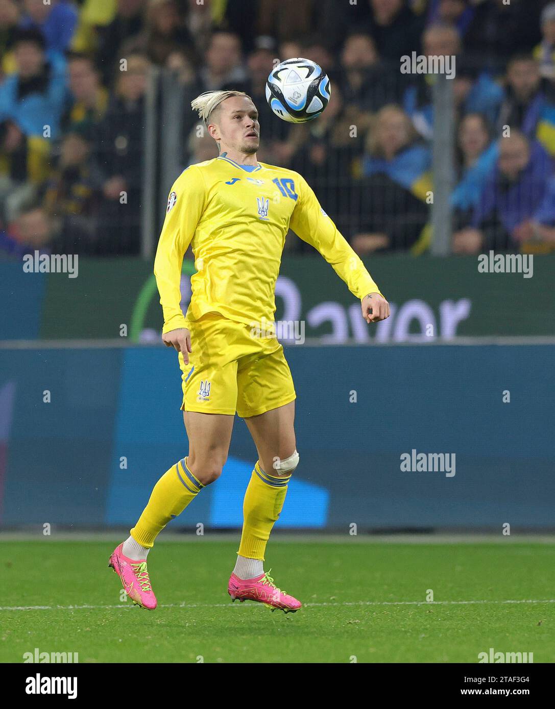 Mudryk ukraine national team hi-res stock photography and images - Alamy