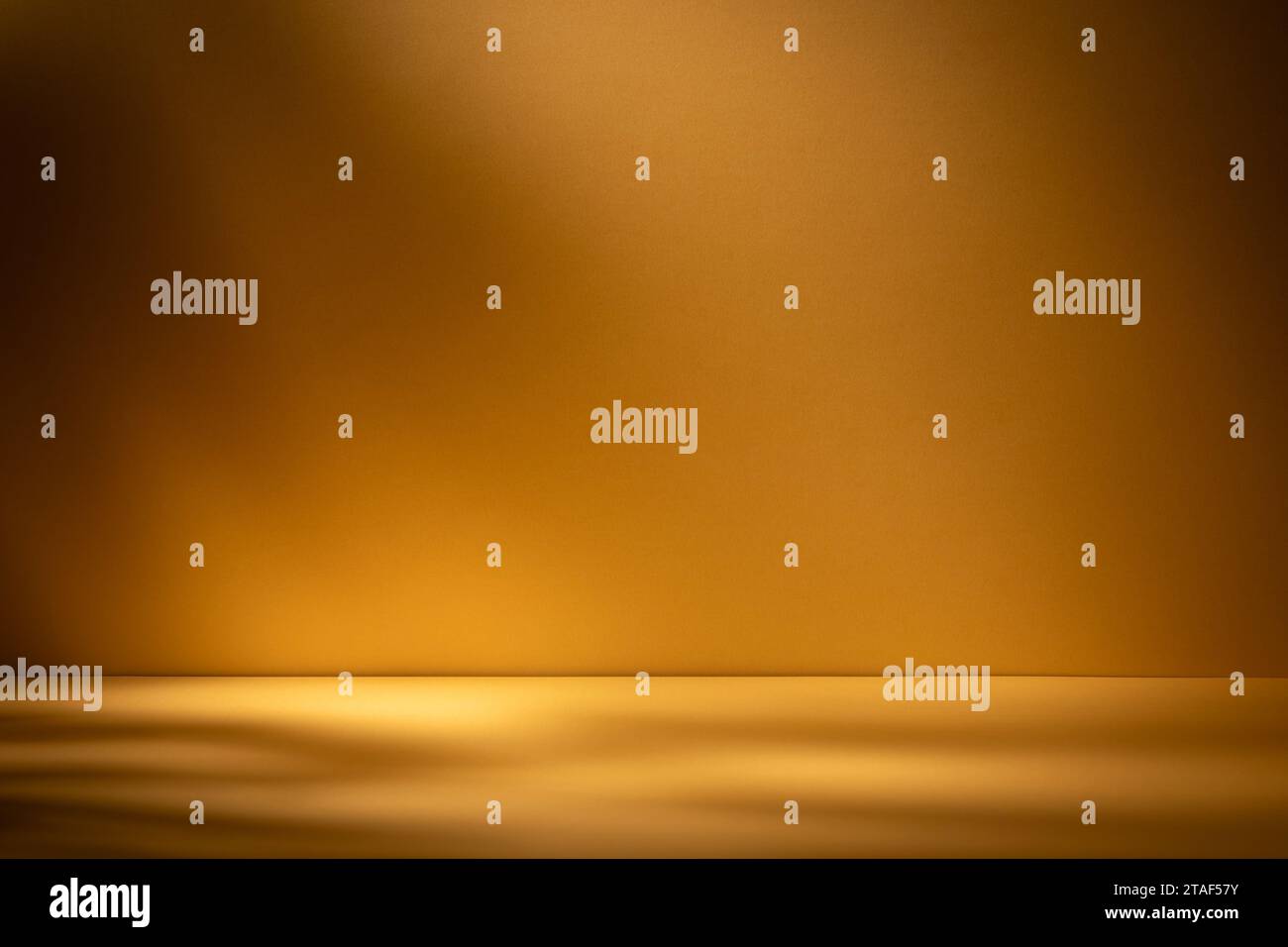 Yellow and brown gradient hi-res stock photography and images - Alamy