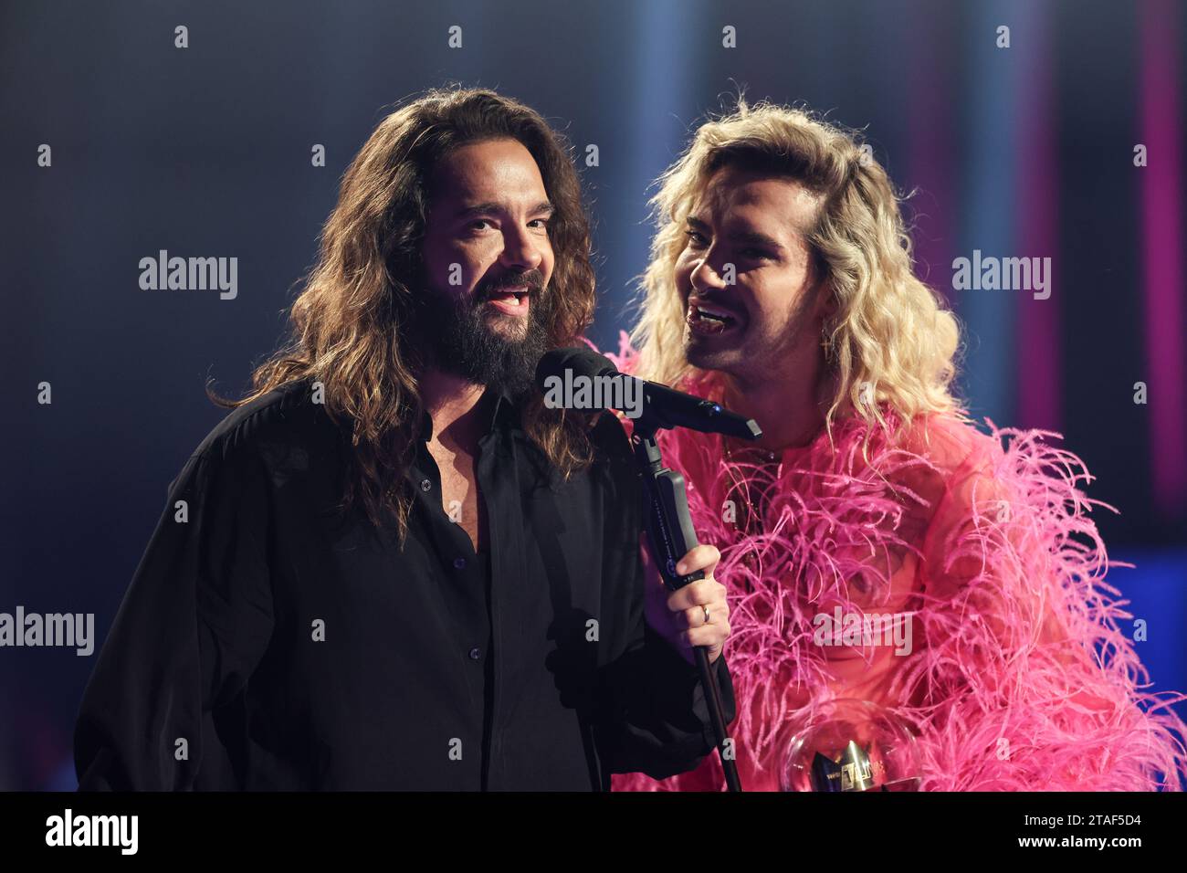 Bielefeld, Germany. 30th Nov, 2023. Tom (l) and Bill Kaulitz from the ...