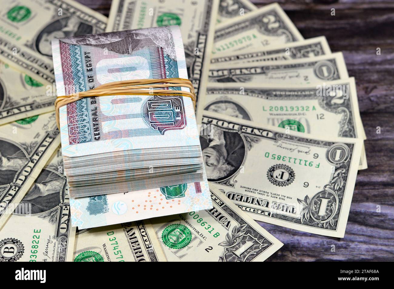 Old egyptian bank note currency hi-res stock photography and images - Alamy