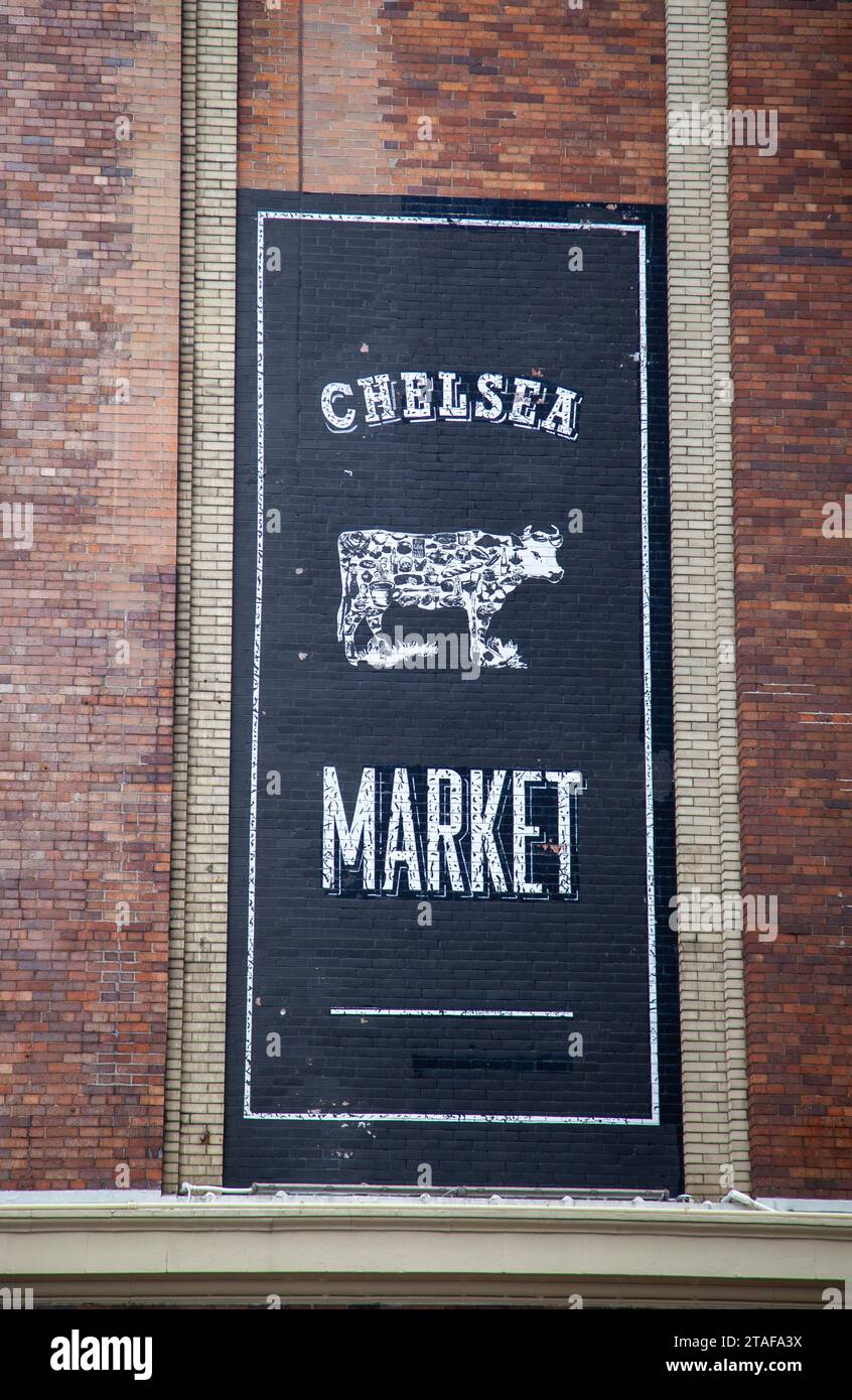 Chelsea market new york sign hi-res stock photography and images - Alamy