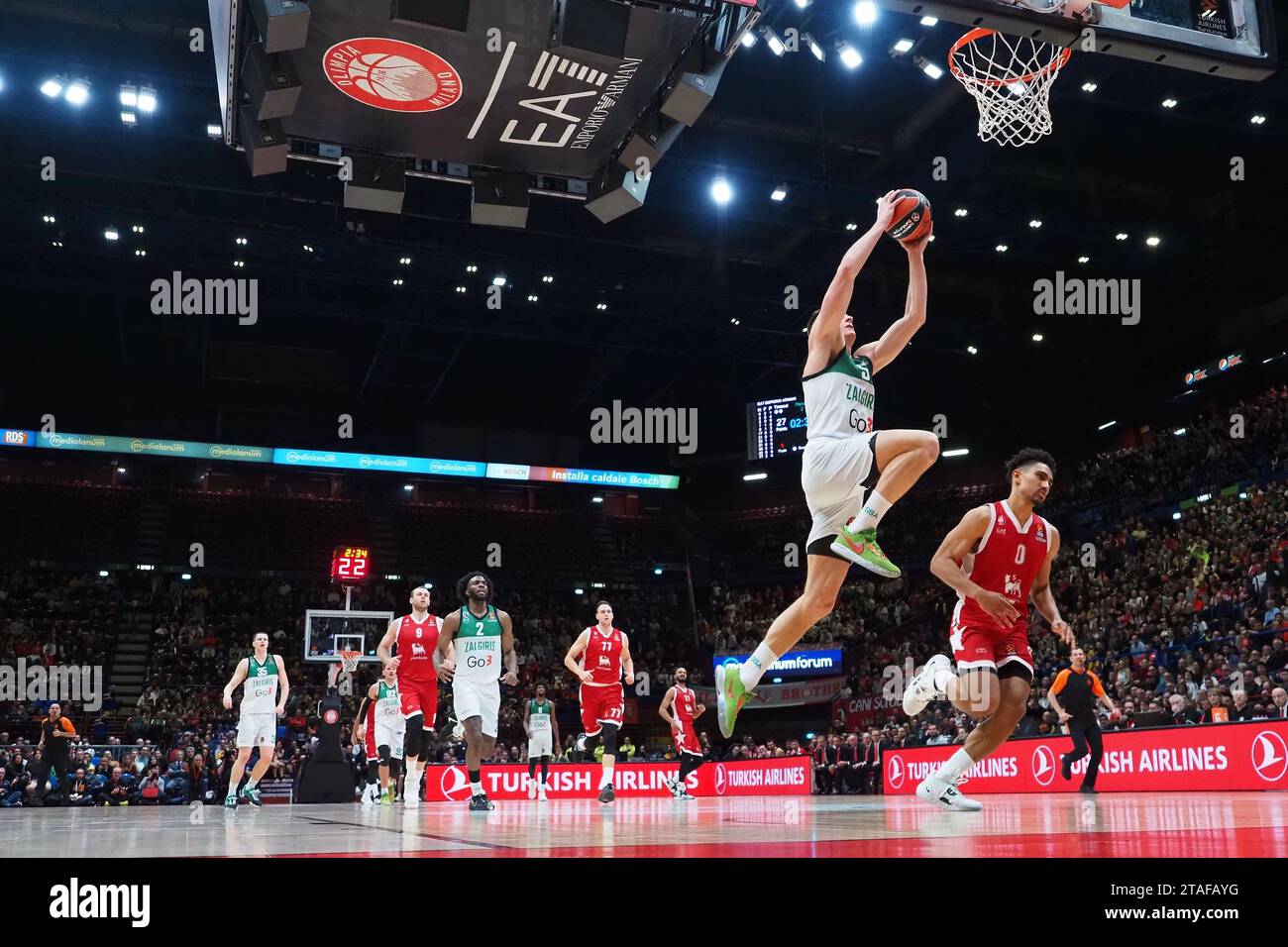 Milan, Italy. 30th Nov, 2023. Arnas Butkevicius (Zalgiris Kaunas ...