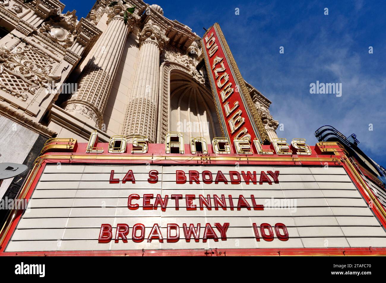 The landmark Los Angeles Theatre on Broadway in the downtown theatre ...