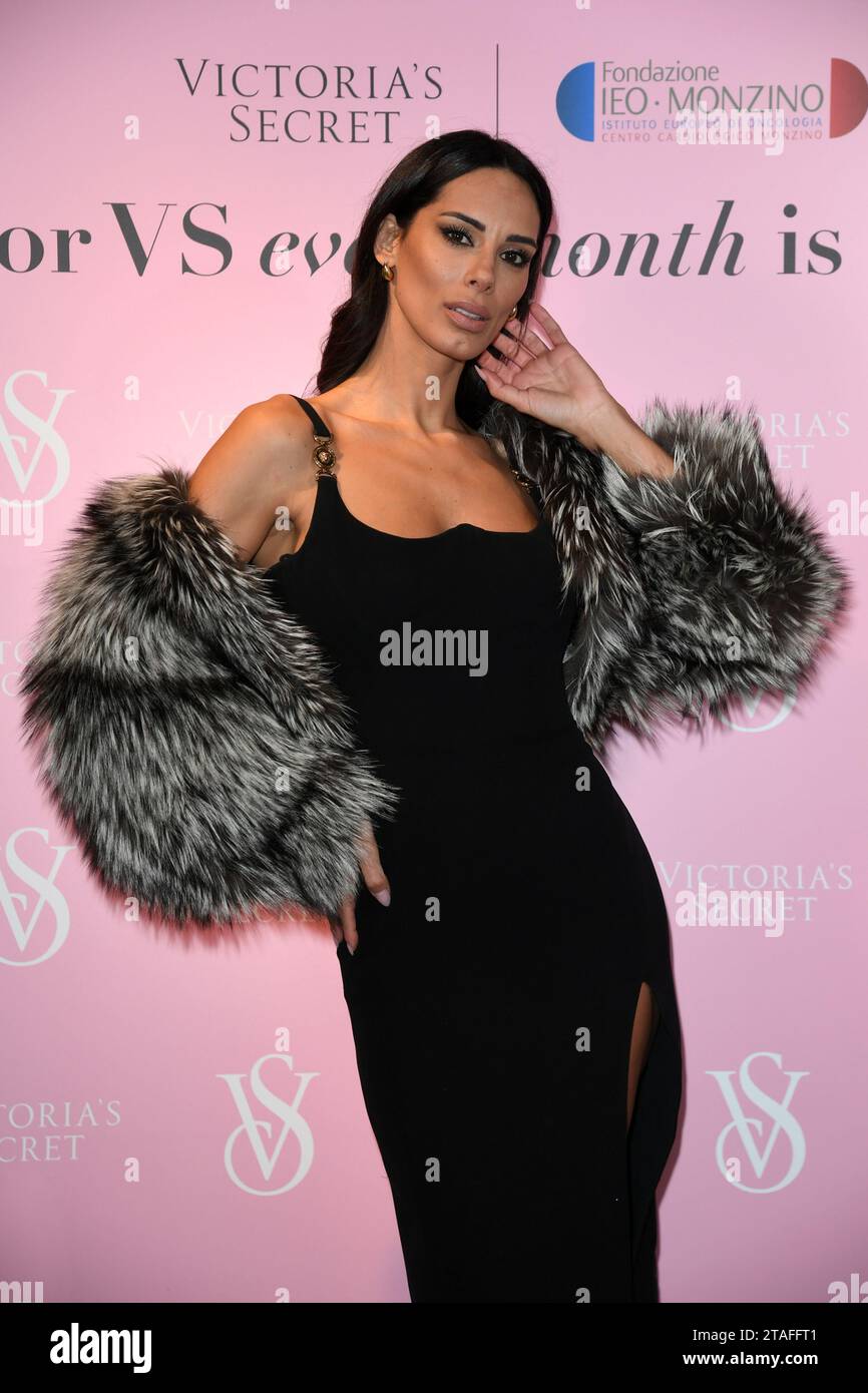 Raffaella modugno hi-res stock photography and images - Alamy