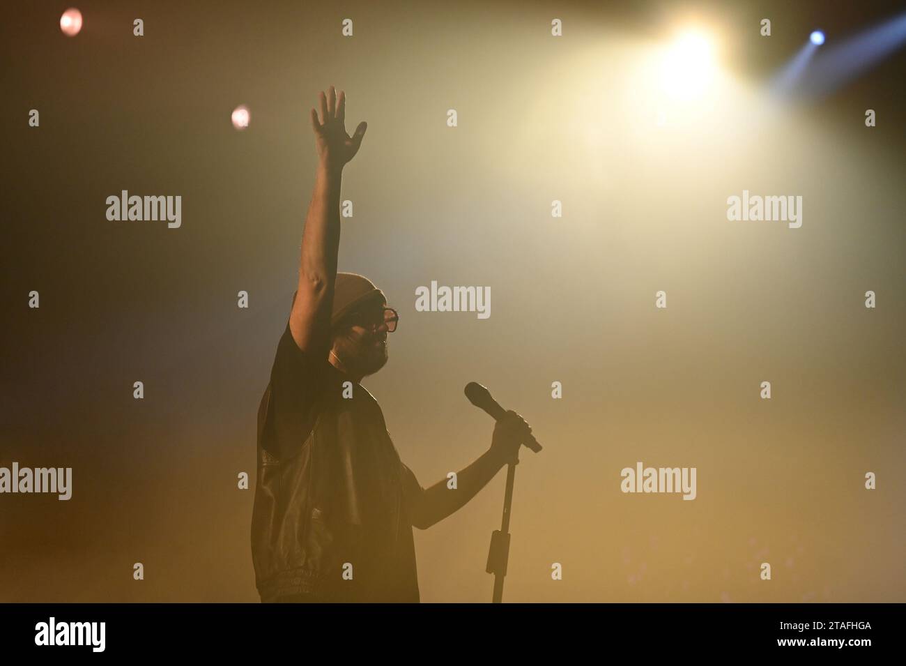 Calcutta singer hi-res stock photography and images - Alamy