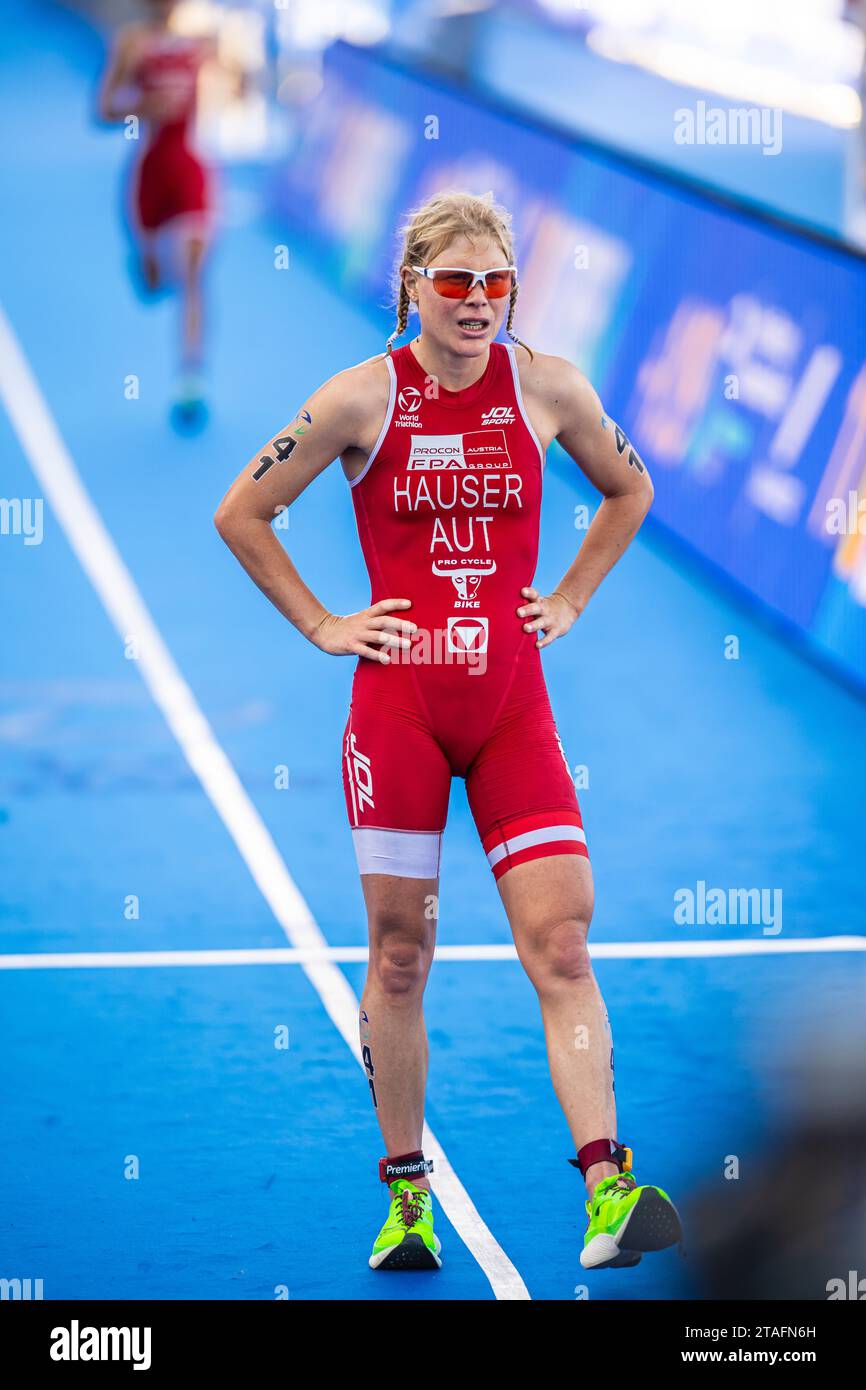 Julia Hauser participating in Pontevedra in the 2023 World Triathlon ...