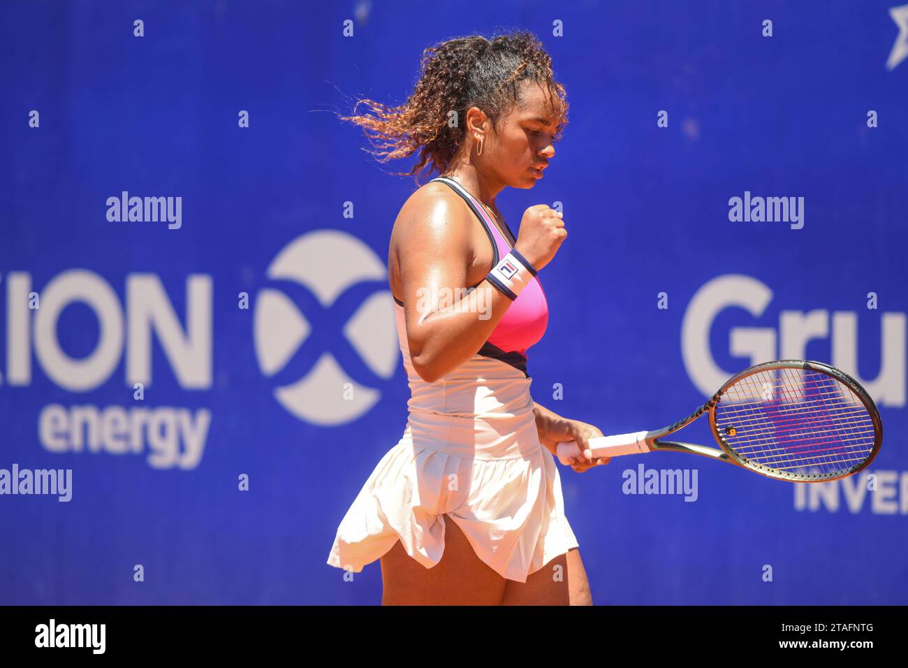 Robin montgomery hi-res stock photography and images - Alamy