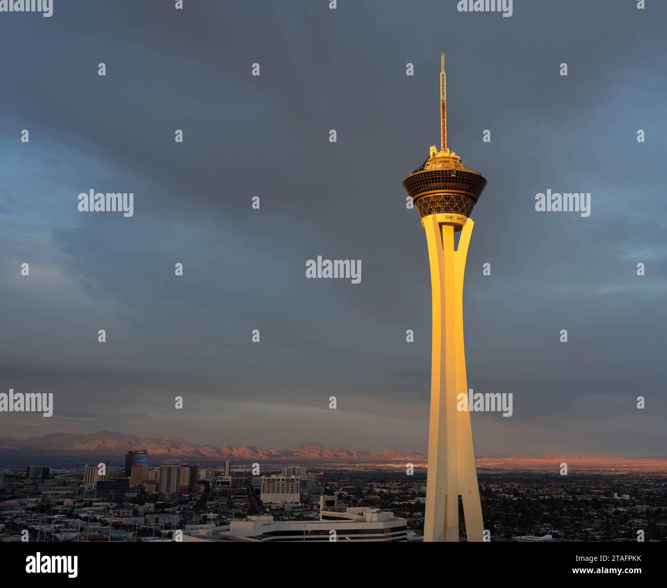 The STRAT at sunset, Las Vegas, Nevada Stock Photo - Alamy
