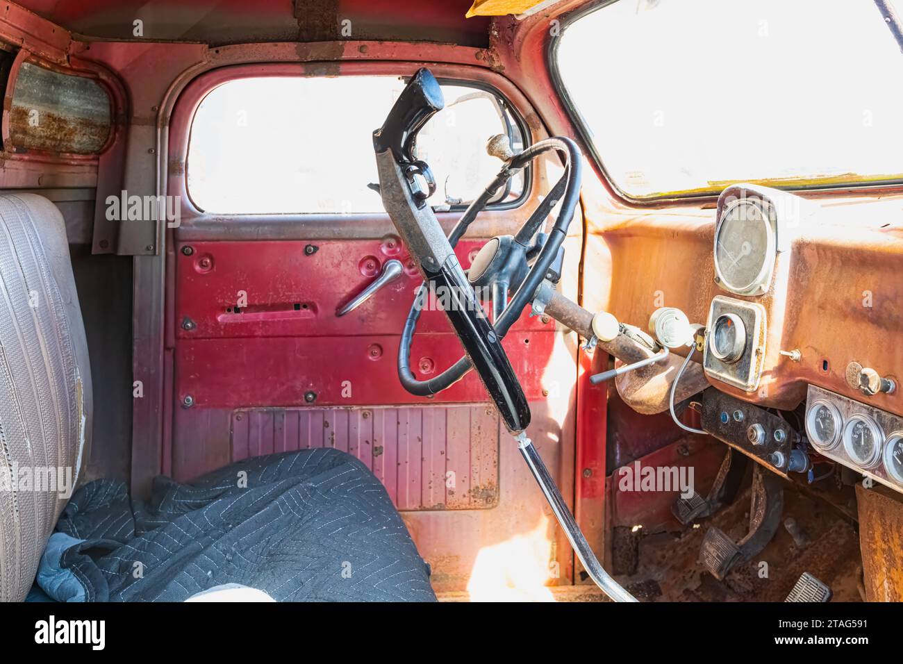 Floor shifter hi-res stock photography and images - Alamy