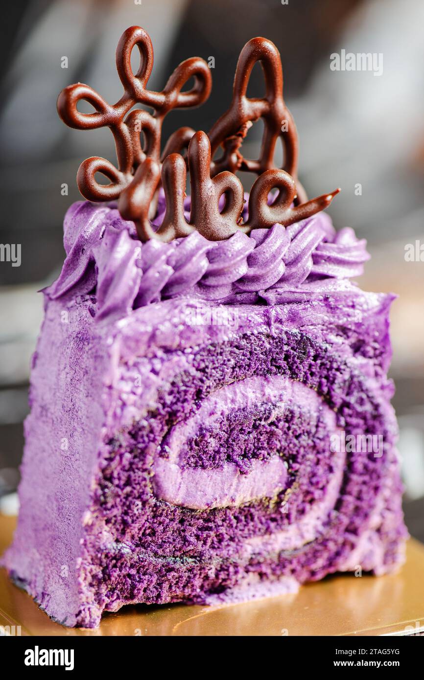 Ube roll hi-res stock photography and images - Alamy