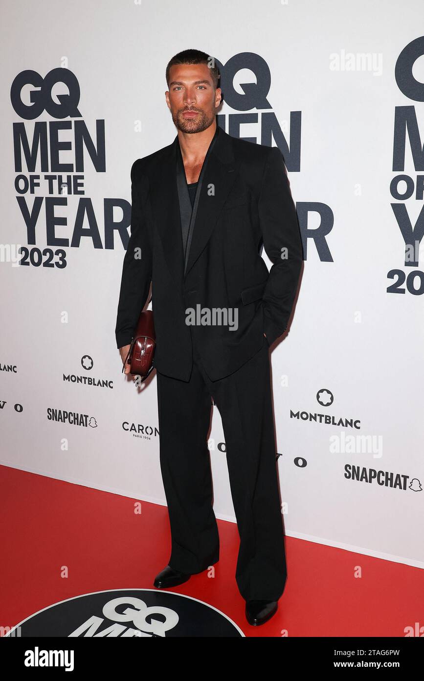 Simone susinna hi-res stock photography and images - Alamy