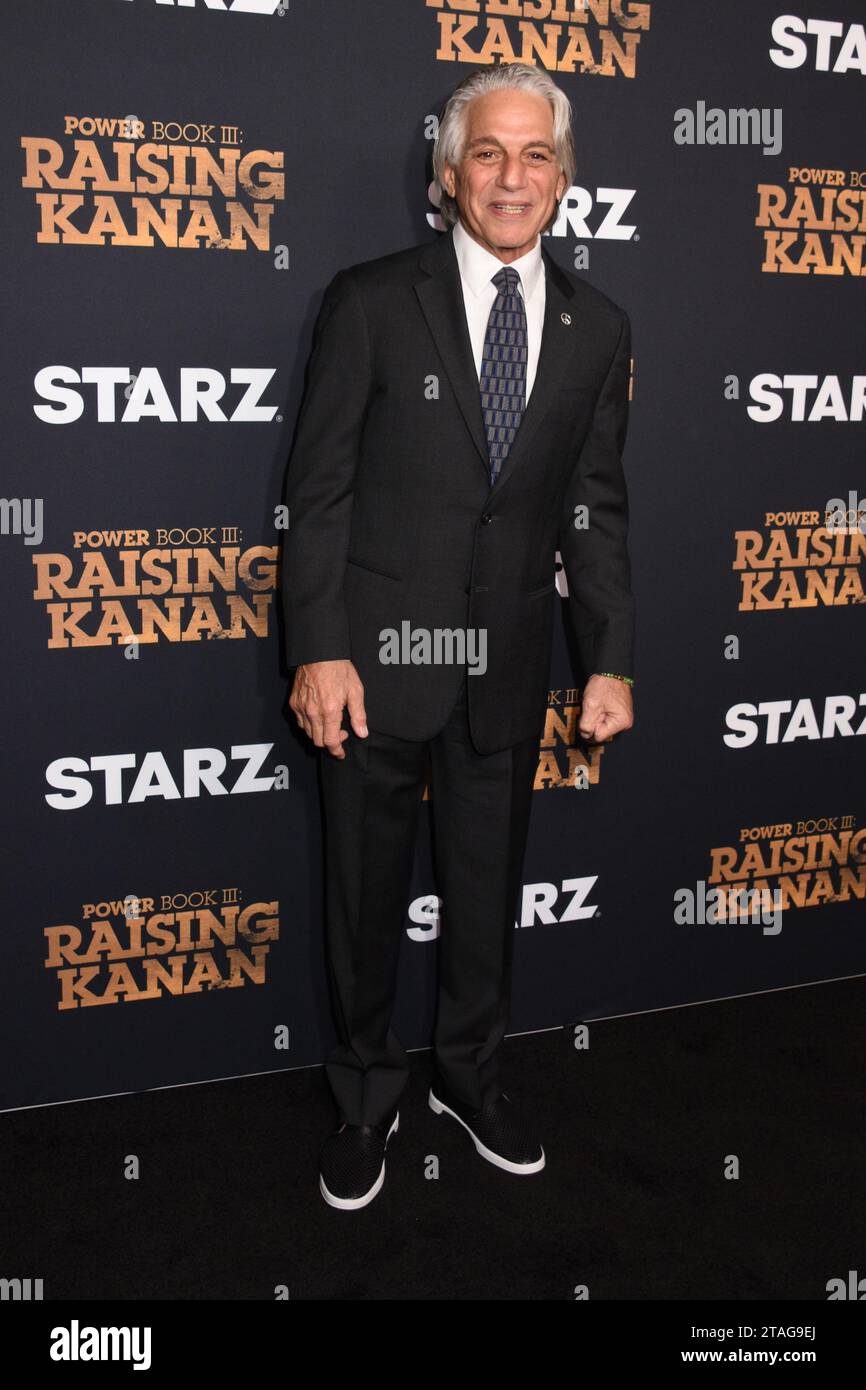 New York, NY, USA. 30th Nov, 2023. Tony Danza at the NY premiere of ...