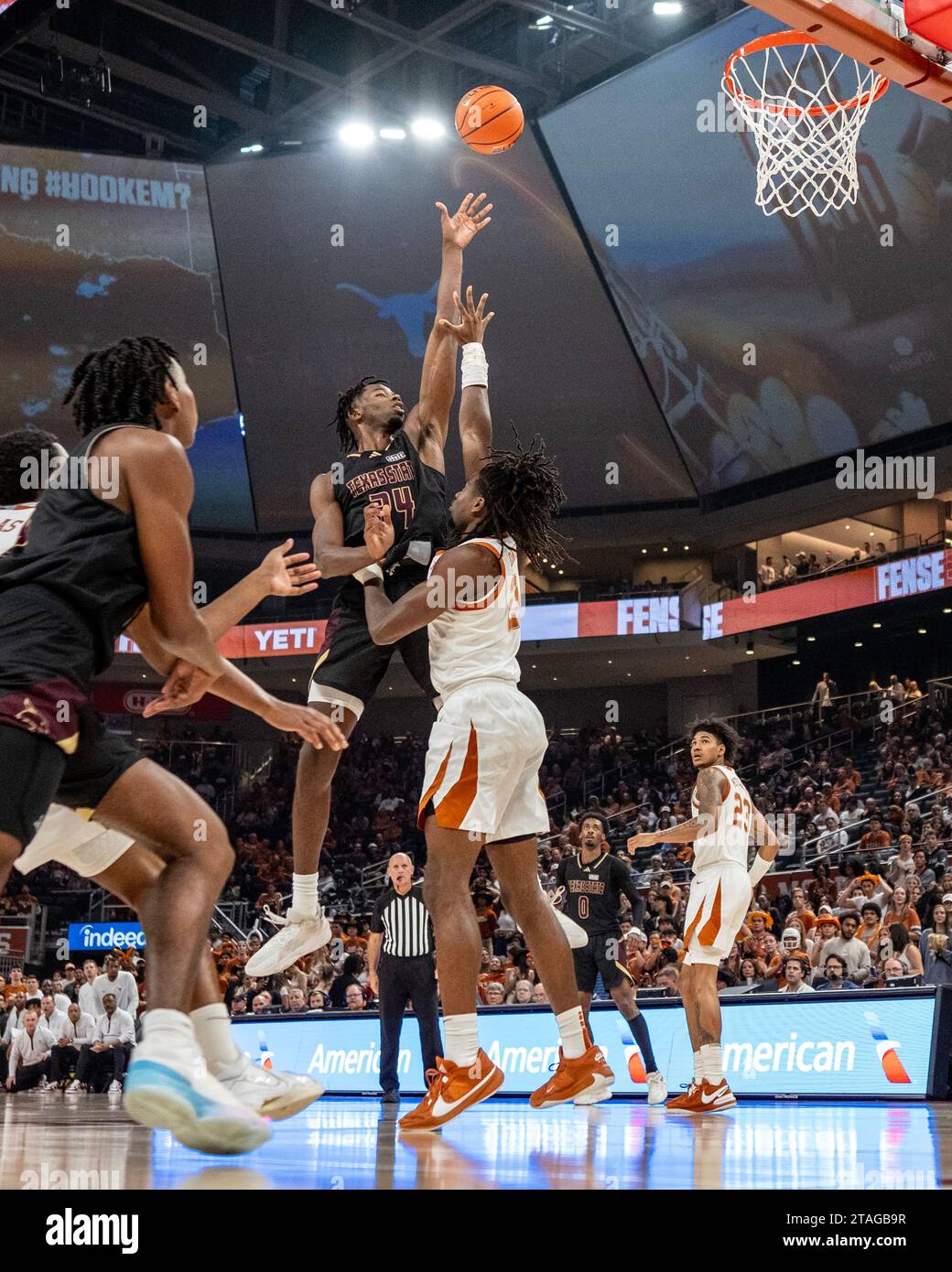 Texas, USA. 30th Nov, 2023. Brandon Love #24 of the Texas State Bobcats ...