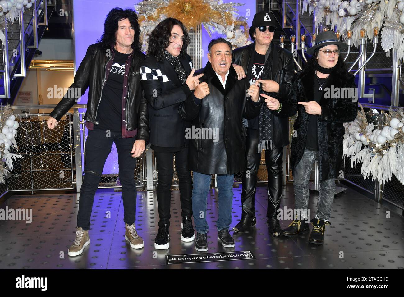 Doc simmons hi-res stock photography and images - Alamy