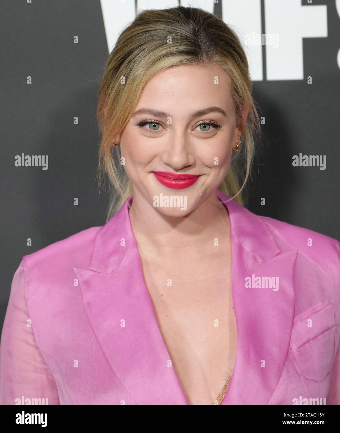 Lili reinhart 2023 hi-res stock photography and images - Alamy