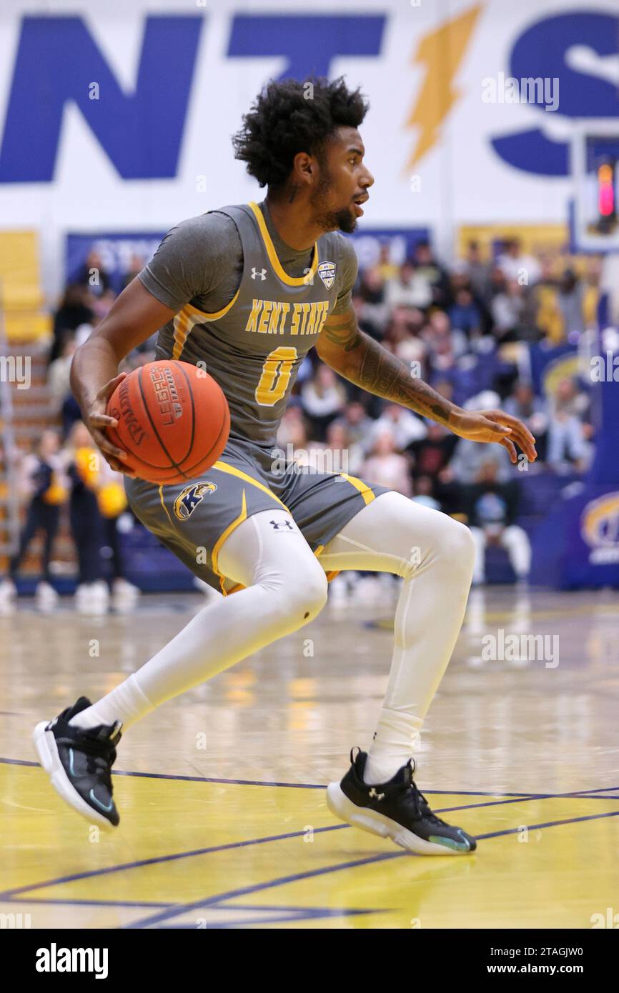 KENT, OH - NOVEMBER 30: Kent State Golden Flashes guard Julius Rollins ...