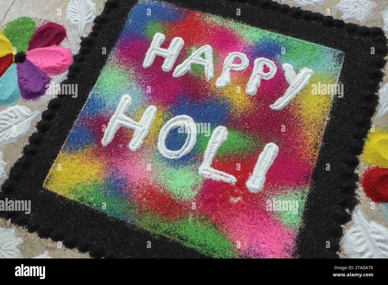Happy holi rangoli design on the occassion of Holi festival. Rangoli ...