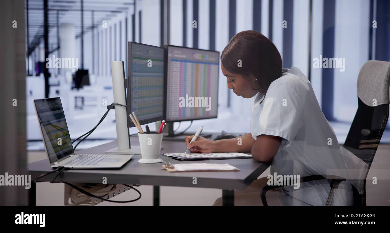 Black woman manager hospital hi-res stock photography and images - Alamy