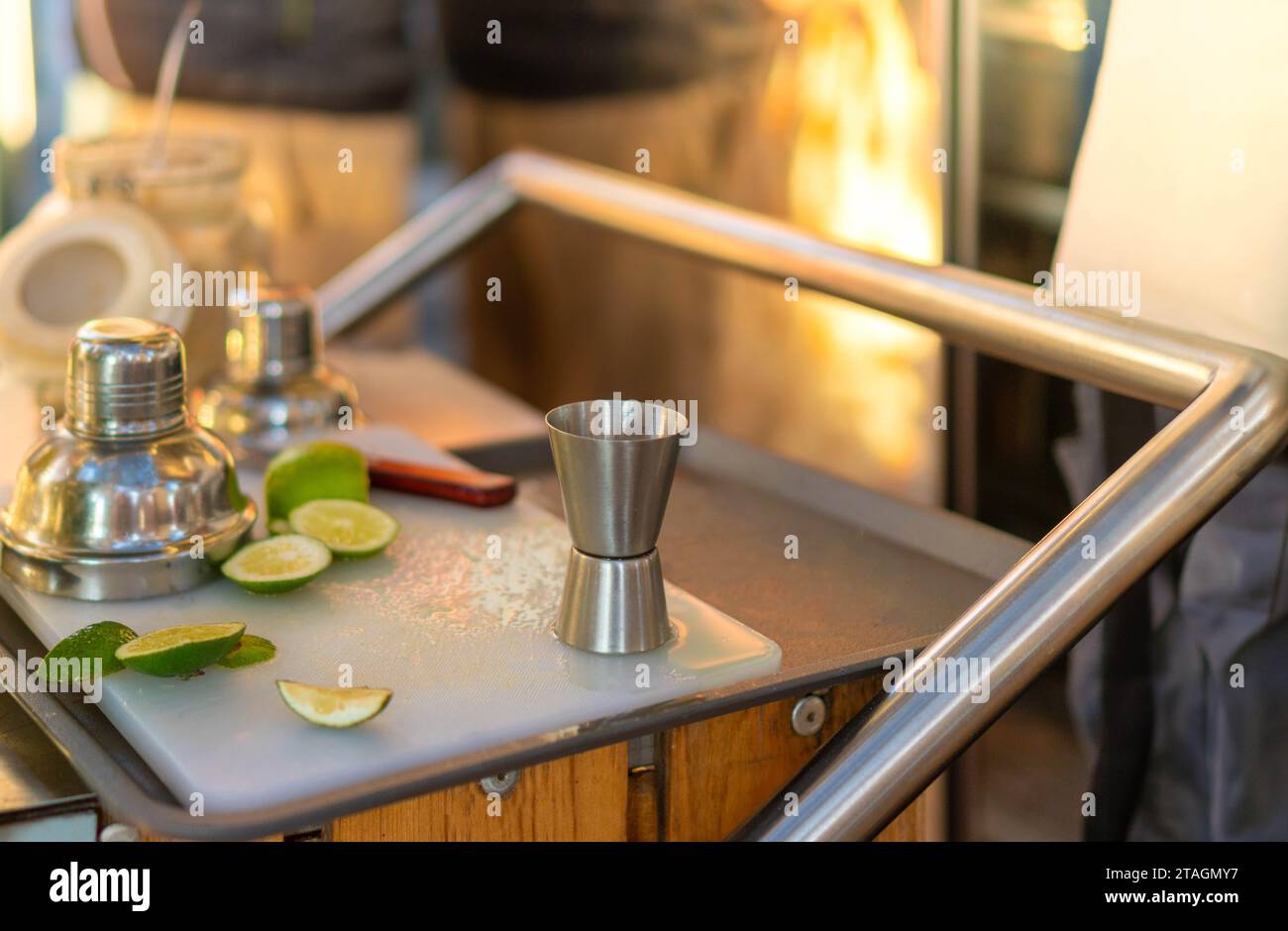Alcohol bar cart hi-res stock photography and images - Alamy