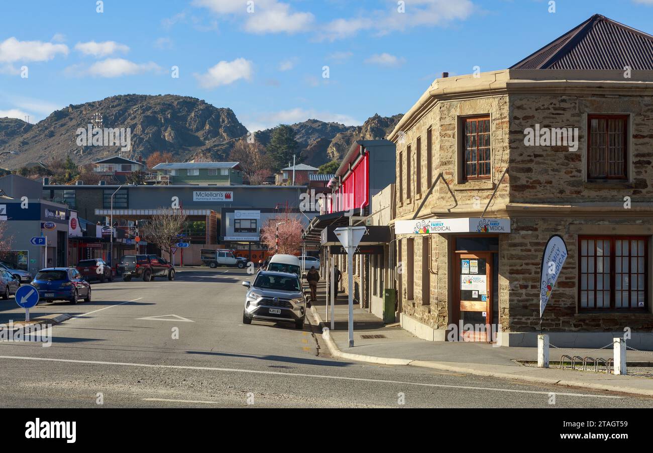 The town of Alexandra in the South Island of New Zealand. In the ...