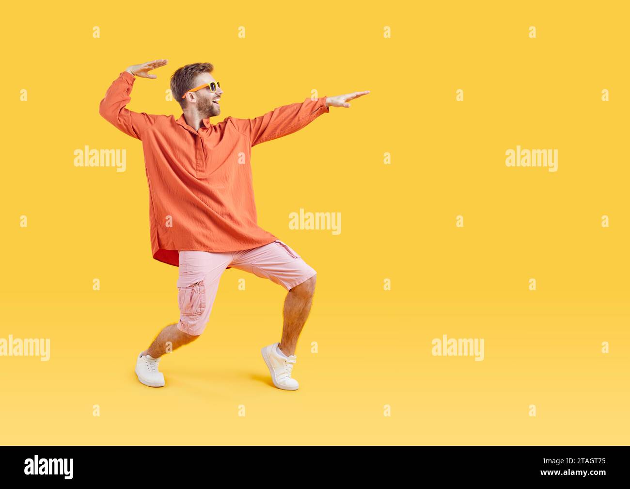 Full length body size view of attractive cheerful dancing man Stock ...