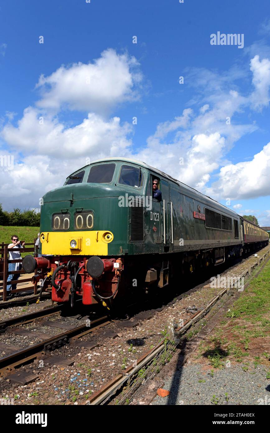 Class 45 diesel loco D123 “Leicestershire and Derbyshire Yeomanry” at ...