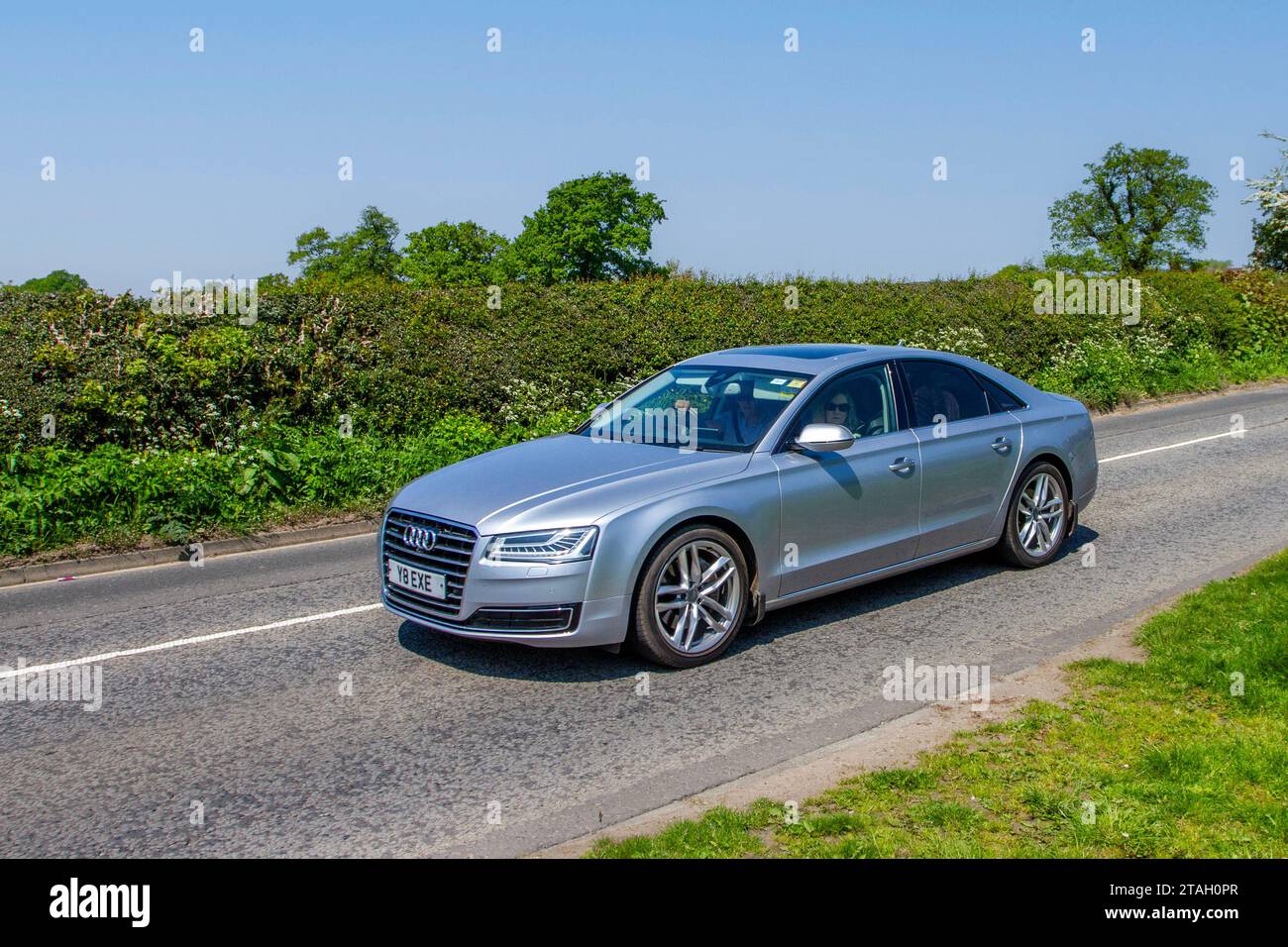 Audi a8 50 tdi quattro tiptronic hi-res stock photography and images ...