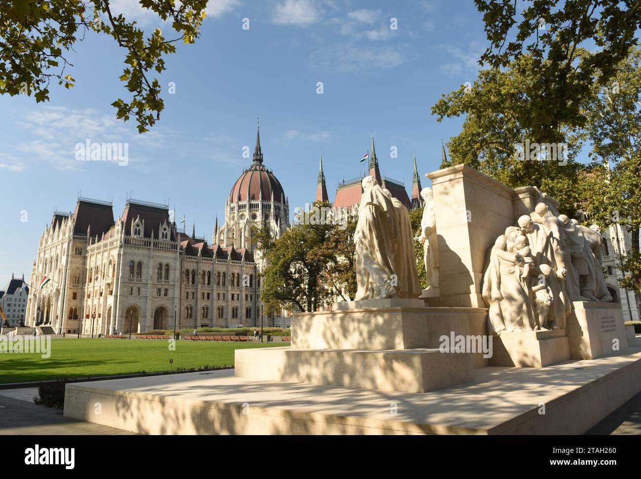 Hungarian famous square hi-res stock photography and images - Alamy