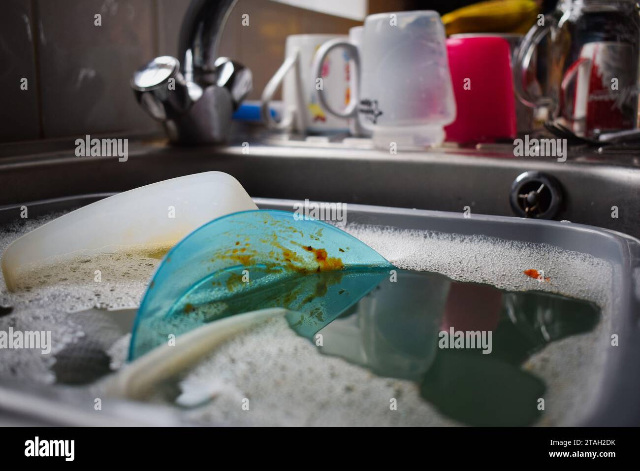 Dirty washing hi-res stock photography and images - Alamy