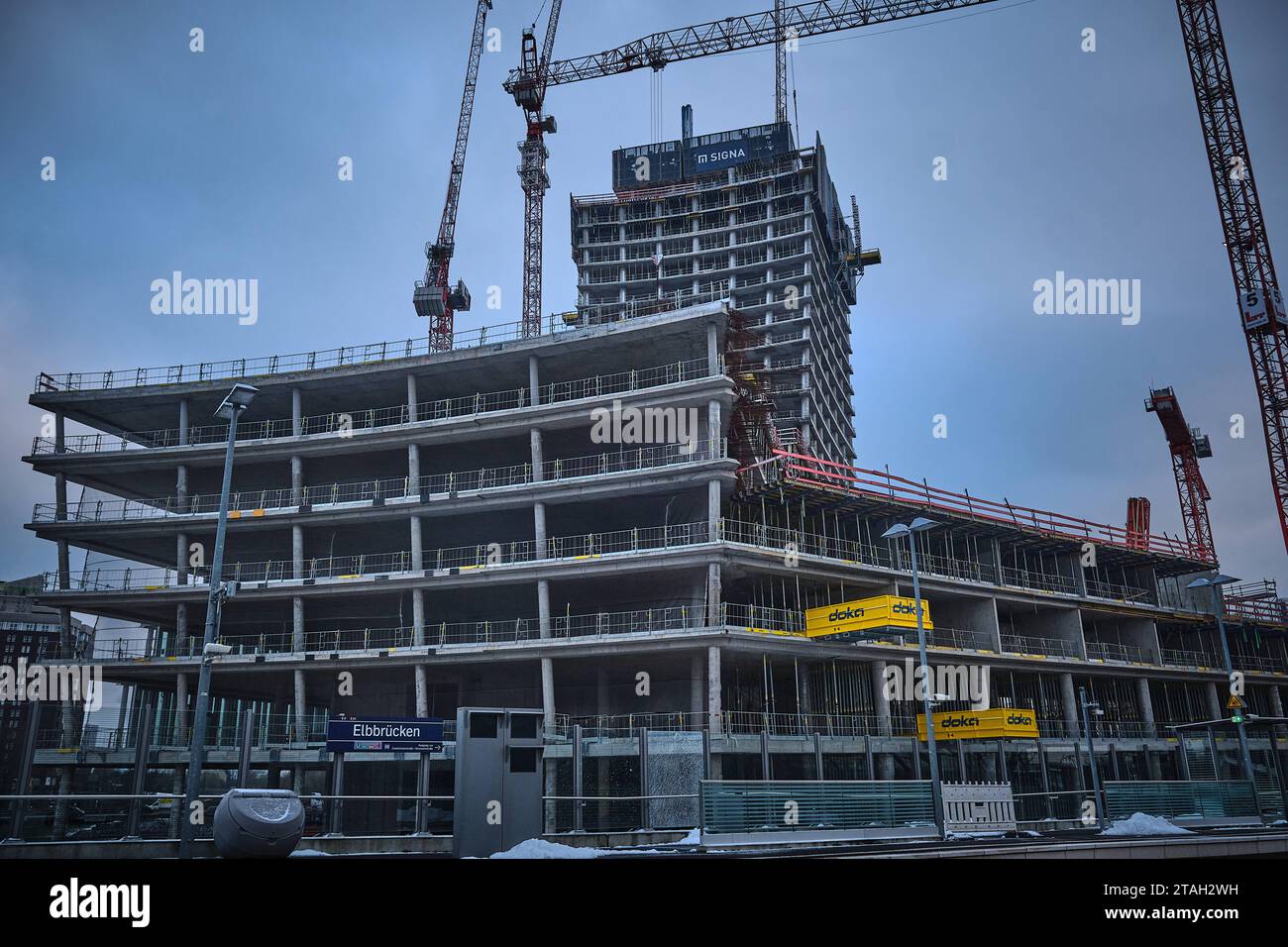 Hamburg, 30.11.2023 Elbtower - Bauvorhaben in der Hamburger Hafencity ...