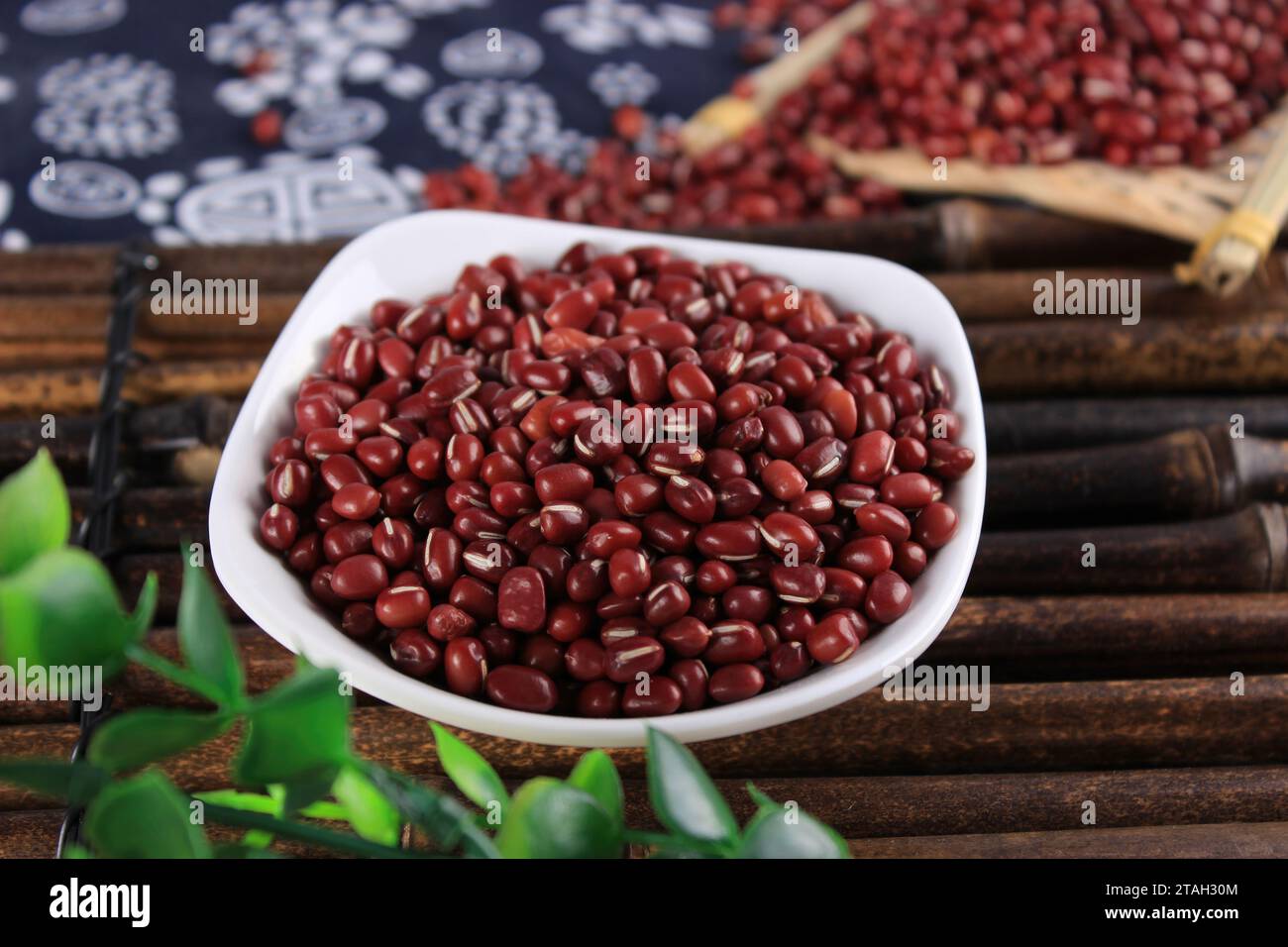 Azuki bean snacks hi-res stock photography and images - Alamy