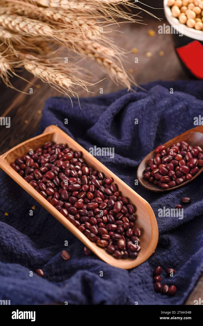 Pictures of red beans, red beans for diet, vegetarian food, high ...