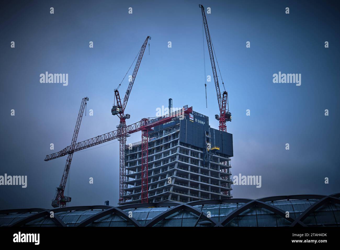 Hamburg, 30.11.2023 Elbtower - Bauvorhaben in der Hamburger Hafencity ...