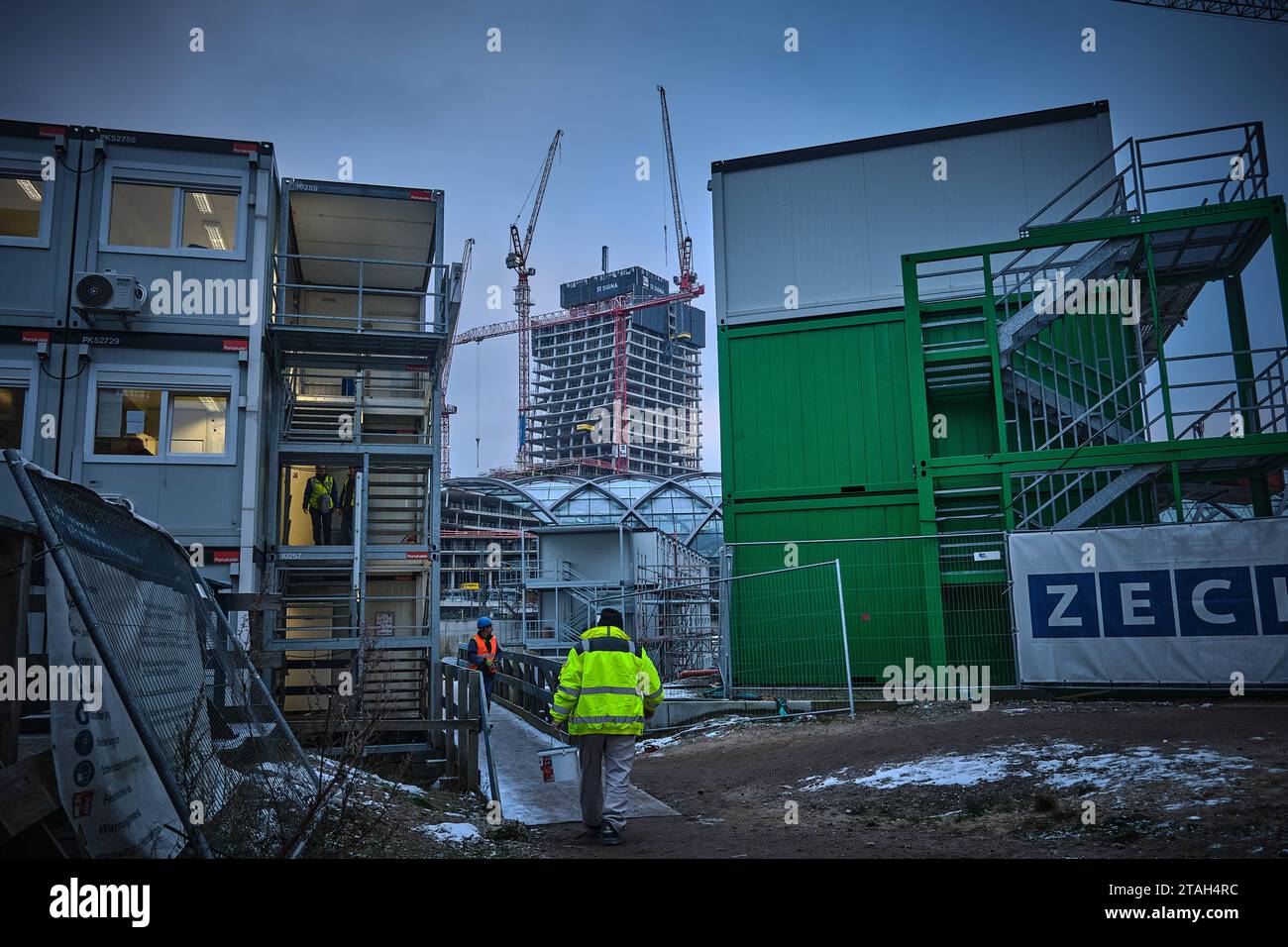 Hamburg, 30.11.2023 Elbtower - Bauvorhaben in der Hamburger Hafencity ...