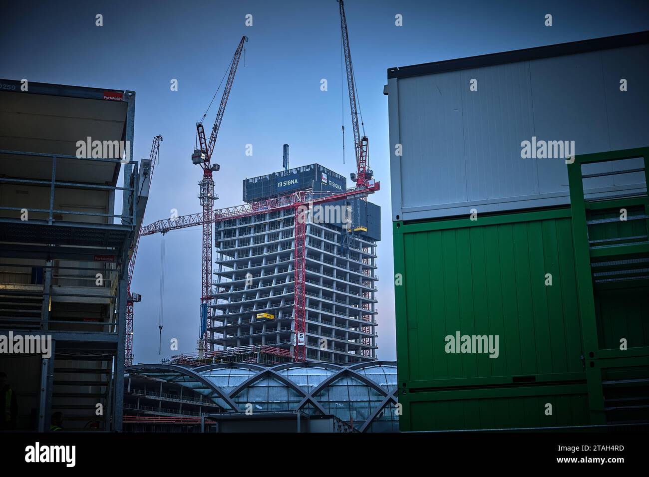 Hamburg, 30.11.2023 Elbtower - Bauvorhaben in der Hamburger Hafencity ...
