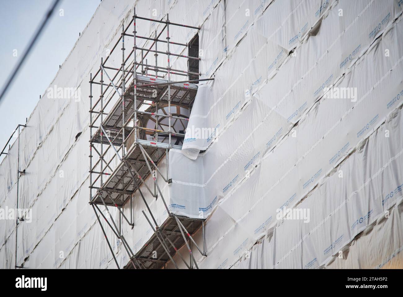 Debenhams Clock Manchester city centre Stock Photo - Alamy