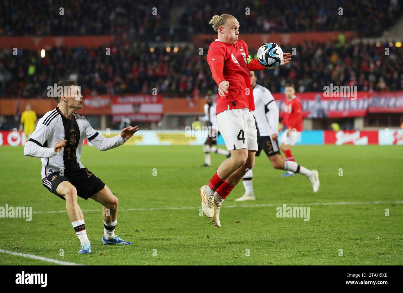 firo: November 21st, 2023 football, soccer, season 2023/2024 men's ...